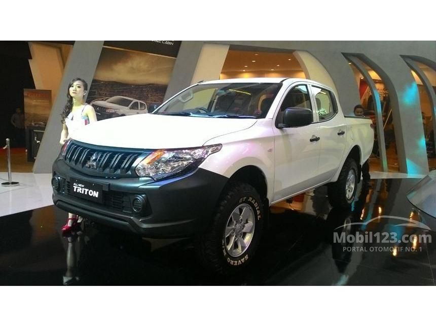 Jual Mobil Mitsubishi Strada Triton 2015 2.5L Double Cabin NA 2.5 di DKI Jakarta Manual Putih Rp ...