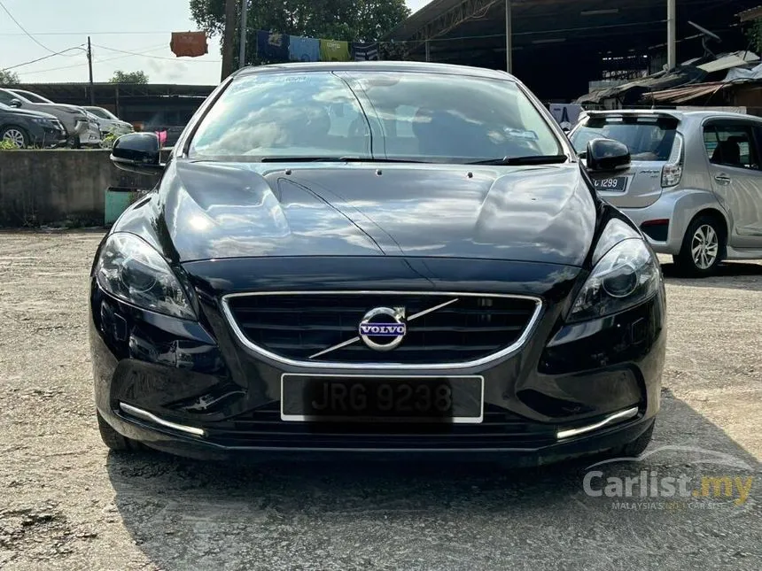 Used 2015 Volvo V40 2.0 T5 Hatchback - Carlist.my