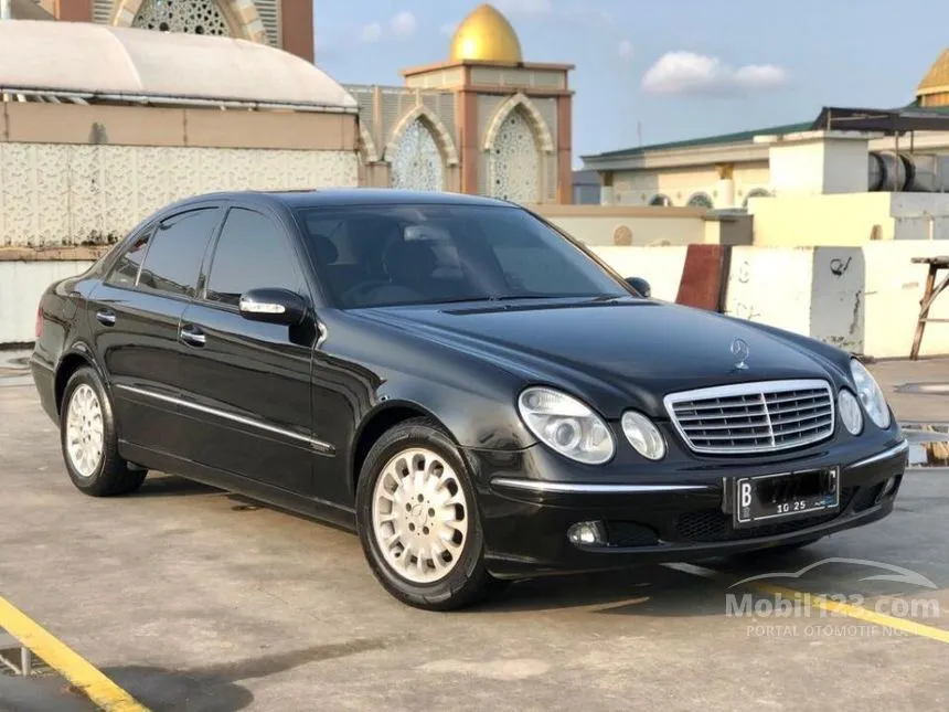 Jual Mobil Mercedes-Benz E240 2005 2.6 di DKI Jakarta Automatic Sedan Hitam Rp 140.000.000 ...