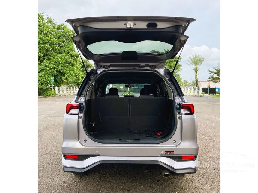 Jual Mobil Daihatsu Xenia 2021 R ADS 1.3 di Banten Automatic MPV Abu ...