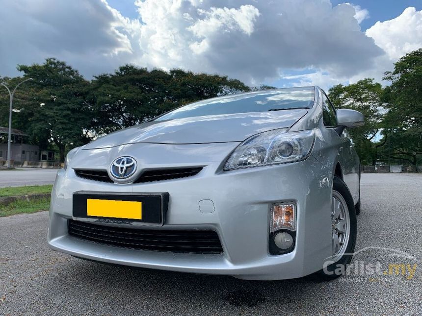 Toyota Prius 2011 Hybrid 1.8 in Kuala Lumpur Automatic Hatchback Silver ...