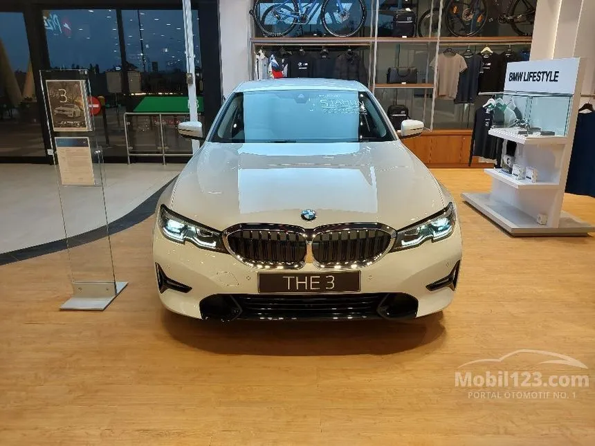 Jual Mobil BMW 320i 2022 Sport 2.0 di DKI Jakarta Automatic Sedan Putih Rp 1.025.000.000 ...