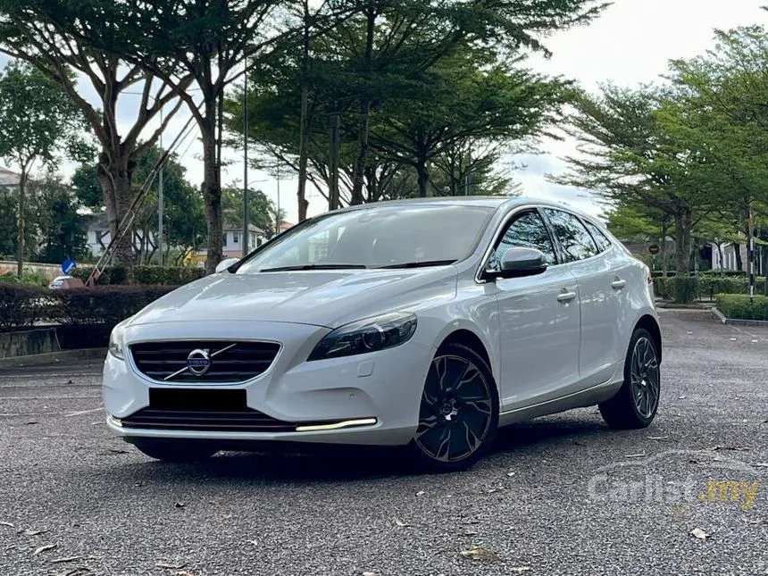 Used 2014 Volvo V40 2.0 T5 (A) Hatchback Sport Super Car King Full/Fast ...
