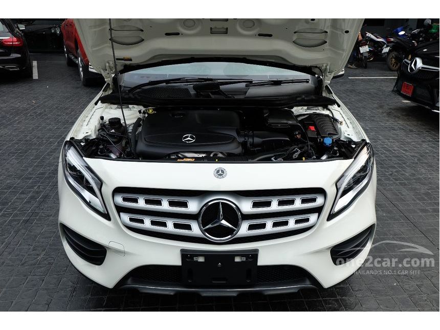 Mercedes-Benz GLA250 2017 W156 (ปี 14-17) AMG Dynamic 2.0 เกียร์ ...