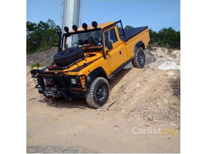 Land Rover Defender 1998 2.5 in Johor Manual Yellow for RM 69,000 ...