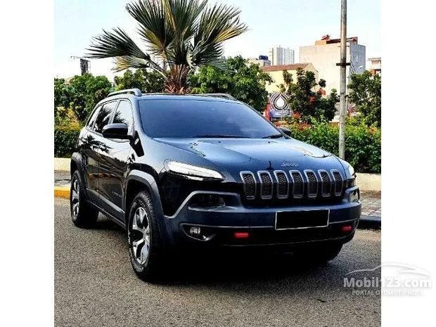 Jual Jeep Cherokee Bekas 2015 di Indonesia Harga Murah, Kondisi Terbaik ...
