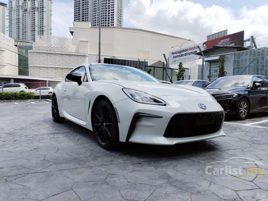 Recon 2022 Toyota GR86 2.4 RZ Coupe Paddle Shift Reverse Camera Xenon Light LED Daytime Running ...