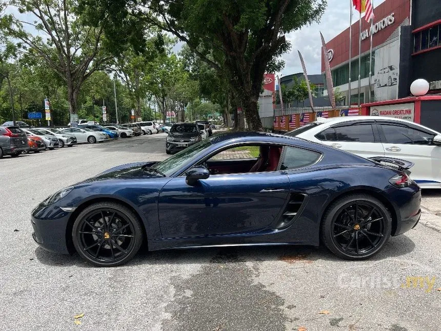 Recon 2018 Porsche 718 2.0 Cayman Coupe SPORT CHRONO DARK BLUE BODY RED ...