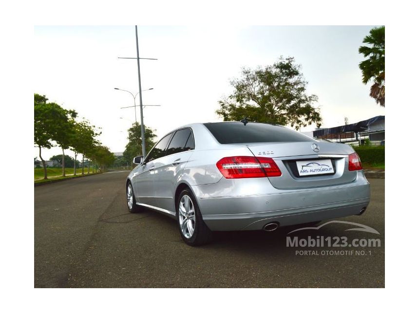 Jual Mobil Mercedes-Benz E300 2011 Avantgarde AMG 3.0 di DKI Jakarta ...