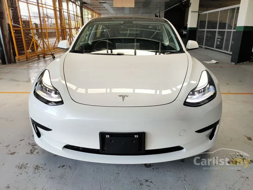 Recon 2022 TESLA Model 3 .0 Standard Range Sedan - Carlist.my