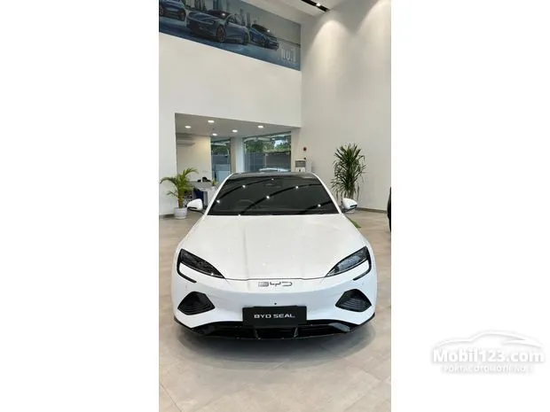 Jual BYD Bekas di Pluit Harga Kredit Murah | Mobil123