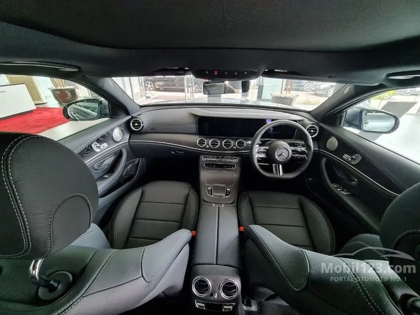 Jual Mobil Mercedes-Benz E300 2023 AMG Line 2.0 di DKI Jakarta ...