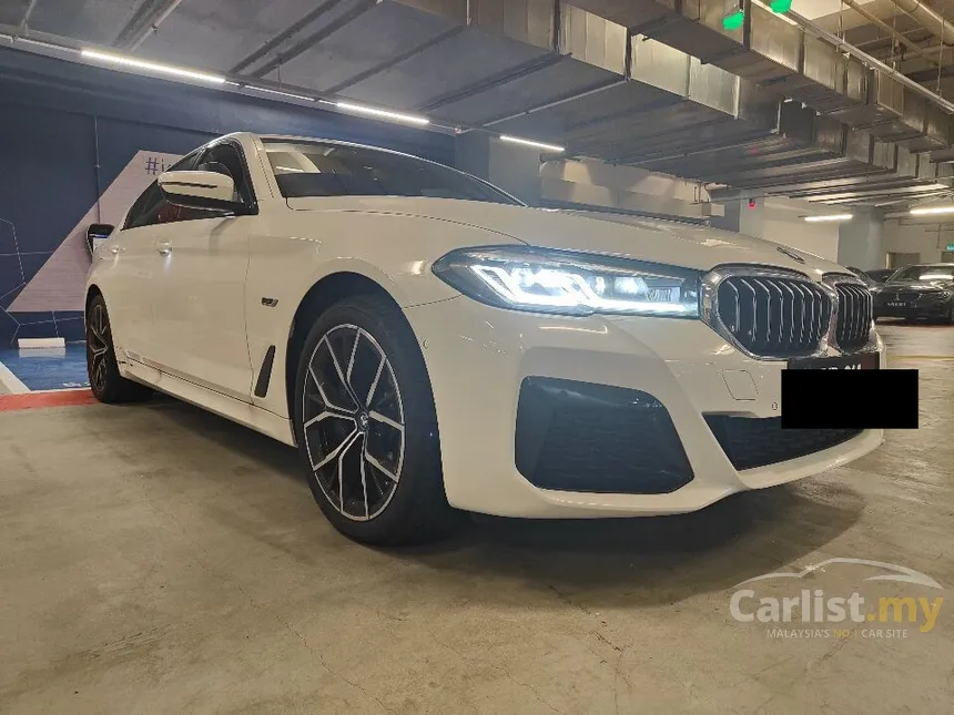 Terpakai 2022 BMW 530e 2.0 M Sport Sedan (With DA) - Carlist.my