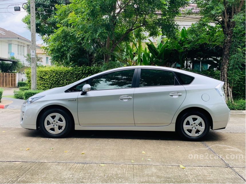 Toyota Prius 2011 Hybrid 1.8 in กรุงเทพและปริมณฑล Automatic Hatchback ...