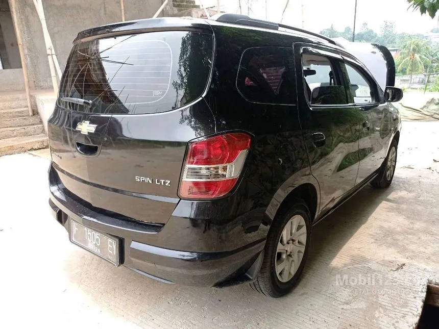 Jual Mobil Chevrolet Spin 2015 LTZ 1.5 di Jawa Barat Manual SUV Hitam ...