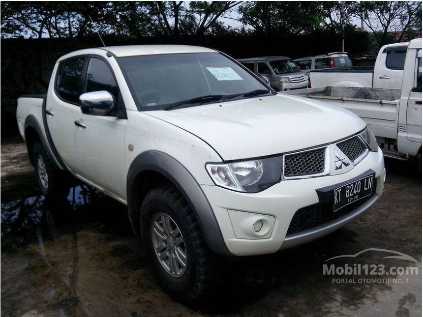Jual Mobil Mitsubishi Strada Triton 2013 L200 2.5 di Banten Manual ...
