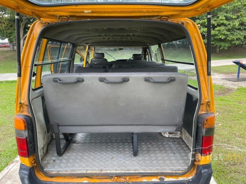 Toyota Hiace 1998 2.0 在（state） Manual手动挡 Van Yellow 于（价格） - 7870512 ...