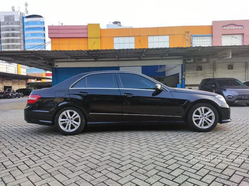 Jual Mobil Mercedes-Benz E300 2011 Avantgarde AMG 3.0 di DKI Jakarta ...