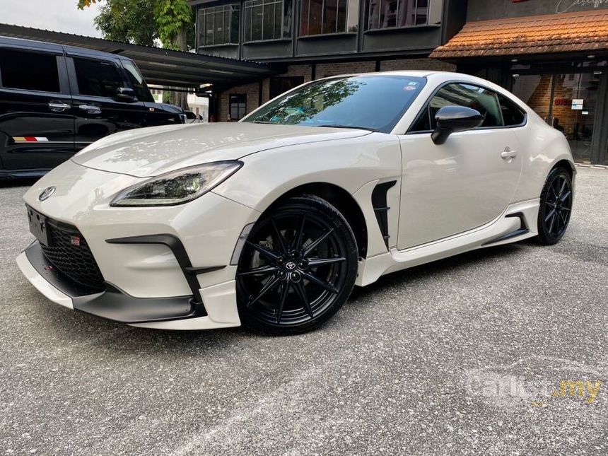 Recon 2022 Toyota GR86 2.4 RZ Coupe FULL ORIGINAL GR BODYKIT 6K KM GRED 5A - Carlist.my