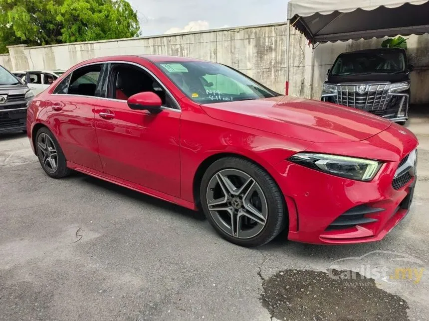 Recon 2020 Mercedes-Benz A250 2.0 AMG Sedan / Ambient Light / HUD / 360 Camera / Both Side ...