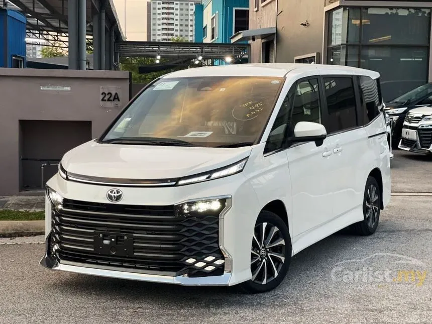 Recon [VALUE BUY] 2022 Toyota Voxy 2.0 S-Z MPV, Back Camera, 2 Power ...