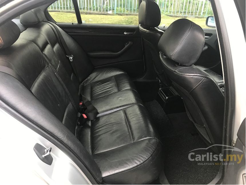 BMW 328i 2001 2.8 in Kuala Lumpur Automatic Sedan Silver for RM 15,700 ...