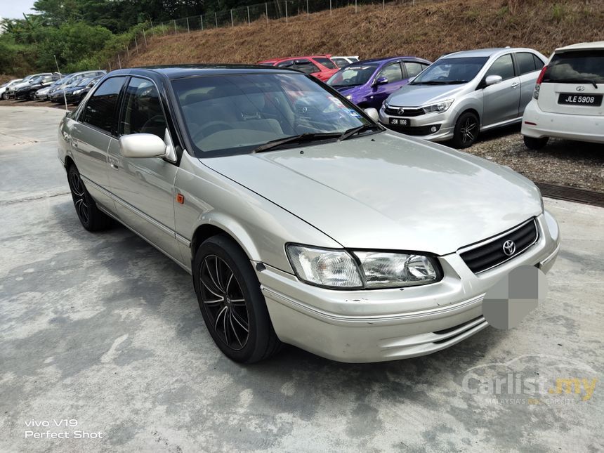 Toyota Camry 2001 GX 2.2 in Johor Automatic Sedan Gold for RM 12,799 ...
