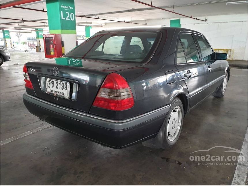 Mercedes-Benz C220 1995 Elegance 2.2 in กรุงเทพและปริมณฑล Automatic ...