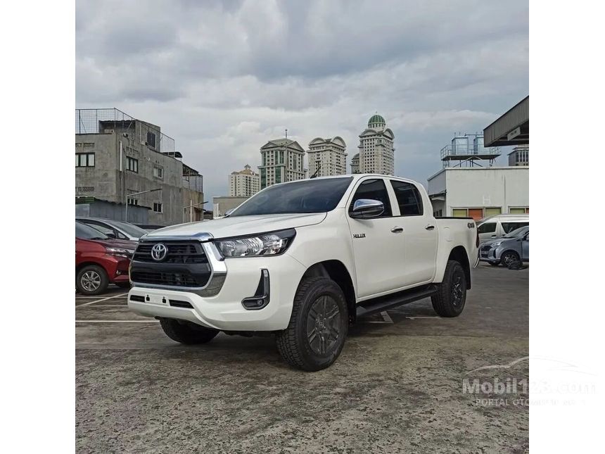 Jual Mobil Toyota Hilux 2023 G Double Cab 4X4 2.4 di Jawa Timur Manual Pickup Putih Rp 459.880. ...