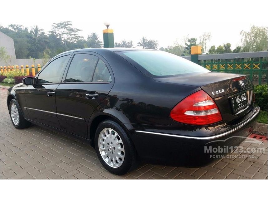Jual Mobil Mercedes-Benz E260 2004 E260 2.6 di DKI Jakarta Automatic Sedan Hitam Rp 180.000.000 ...