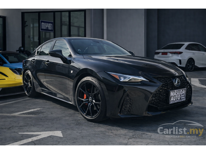 Recon 2022 Lexus IS300 2.0 Sedan - Carlist.my
