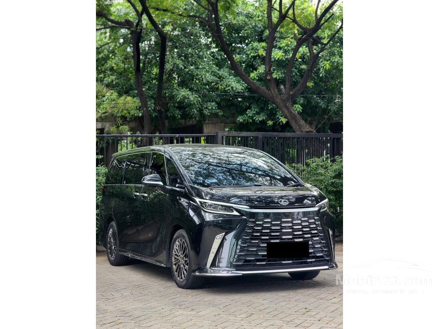 Jual Mobil Lexus LM 350h 2024 7 Seater 2.5 di DKI Jakarta Automatic MPV ...