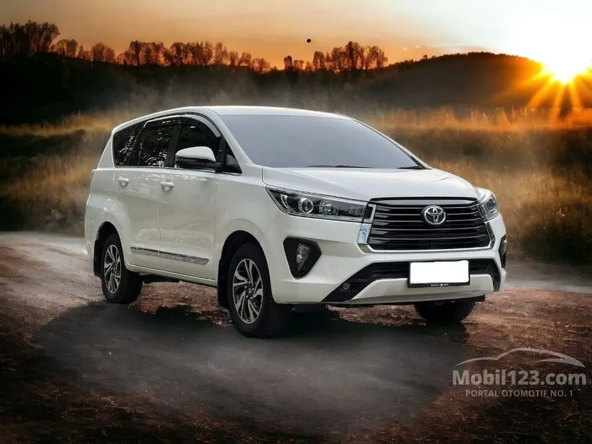 Jual Mobil Toyota Kijang Innova 2022 V 2.4 di Jawa Timur Automatic MPV ...