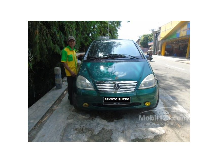 Jual Mobil Mercedes-Benz A140 2000 Classic 1.4 di Jawa Timur Manual ...