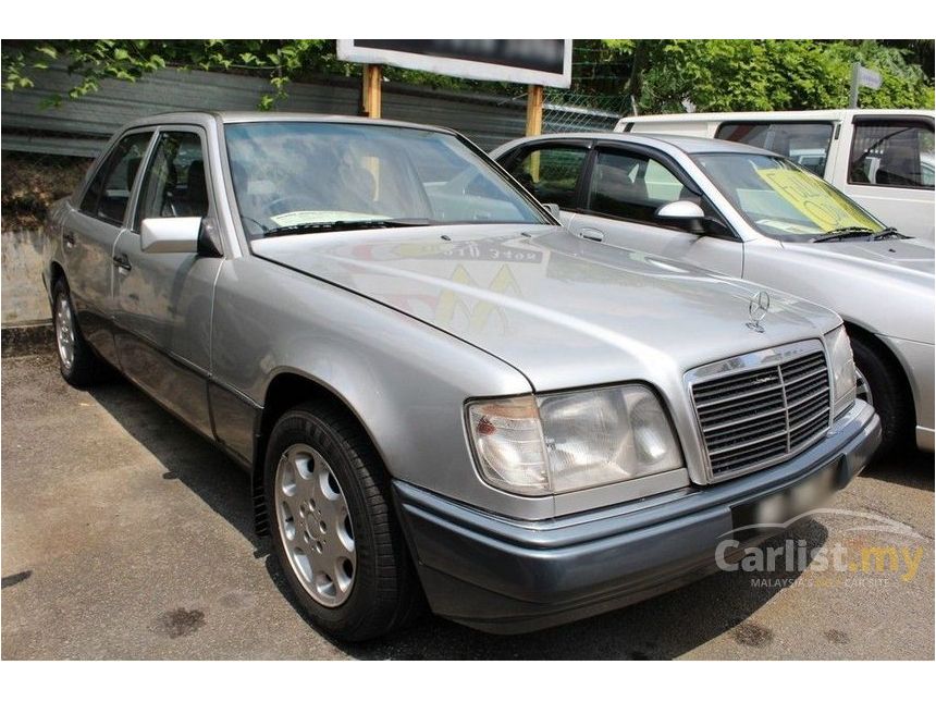 Mercedes-Benz 200E 1992 2.0 in Selangor Automatic Sedan Silver for RM ...