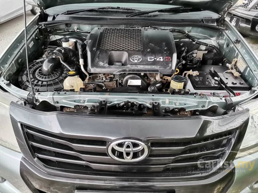 Used Toyota Hilux 2.5(A) G VNT TURBO INTERCOOLER 4X4 Pickup Truck ...