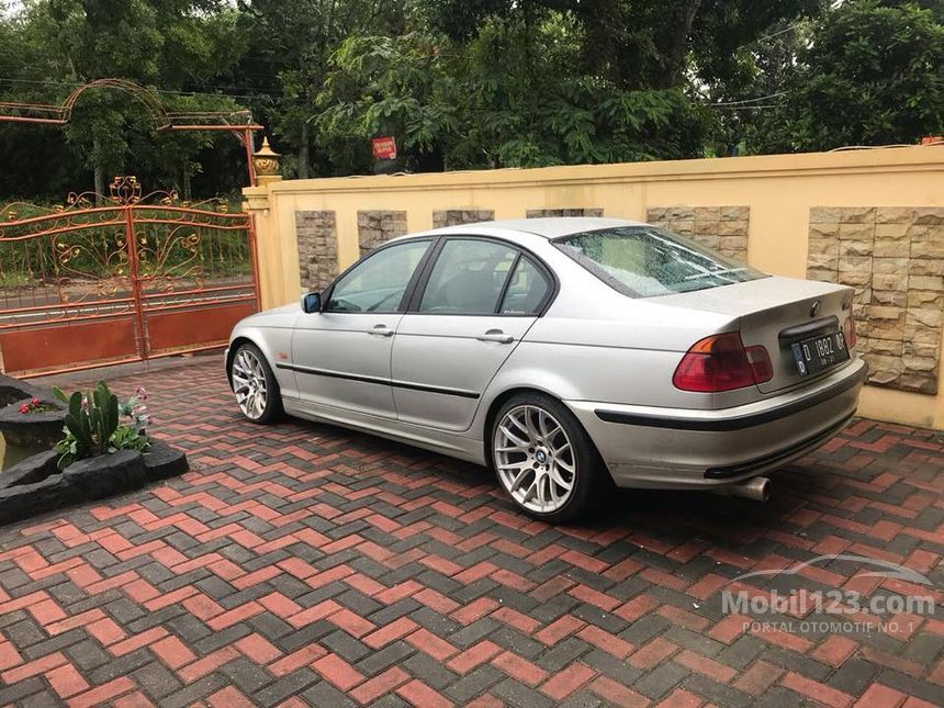 Jual Mobil BMW 318i 2000 E46 1.9 di Jawa Barat Automatic Sedan Silver Rp 78.000.000 - 5050762 ...