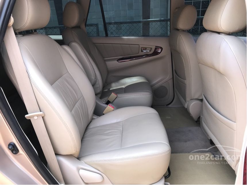 Toyota Innova 2006 V 2.0 in กรุงเทพและปริมณฑล Automatic Wagon สีทอง for ...