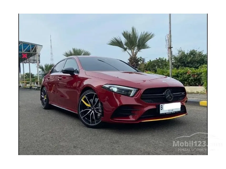 Jual Mobil Mercedes-Benz A35 AMG 2021 4MATIC 2.0 di DKI Jakarta Automatic Sedan Merah Rp 988.000 ...
