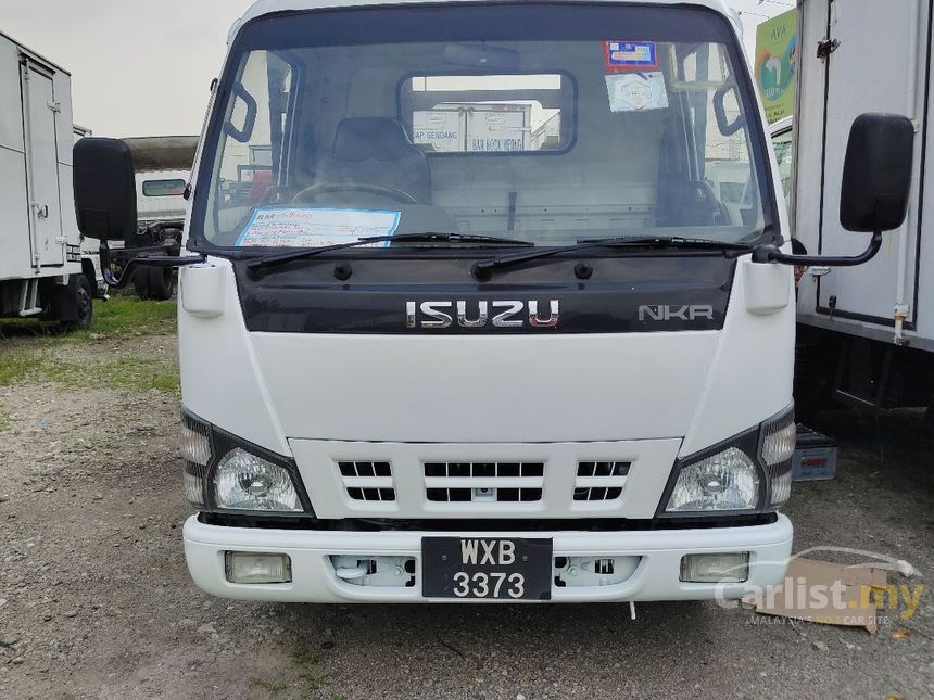 Used 2012 Isuzu NKR 2.8 Base Spec Lorry - Carlist.my