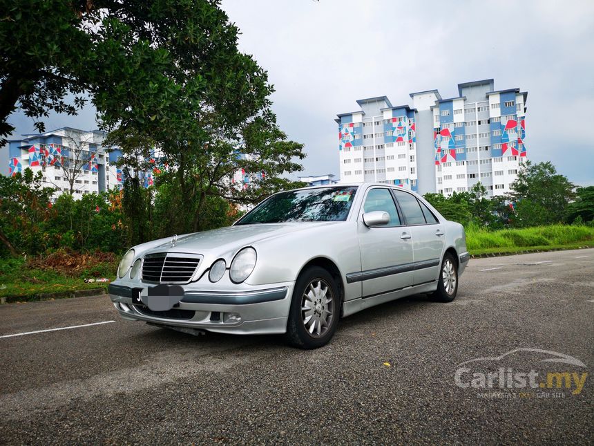 Mercedes-Benz E200K 2001 Elegance 2.0 in Johor Automatic Sedan Silver ...