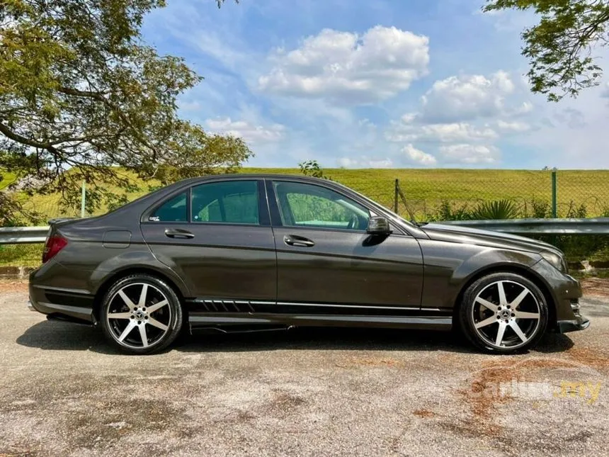 Terpakai 2014 Mercedes-Benz C200 W204B AMG 1.8 AT FULL BODY SPARKLING ...