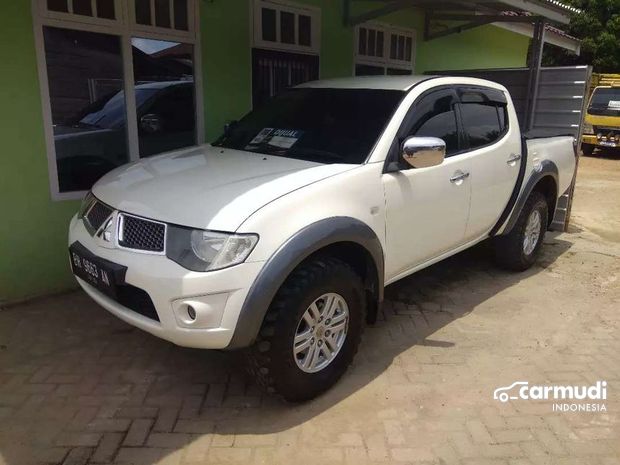 Beli Mobil Mitsubishi Strada Bekas, Kisaran Harga & Review 2021 ...