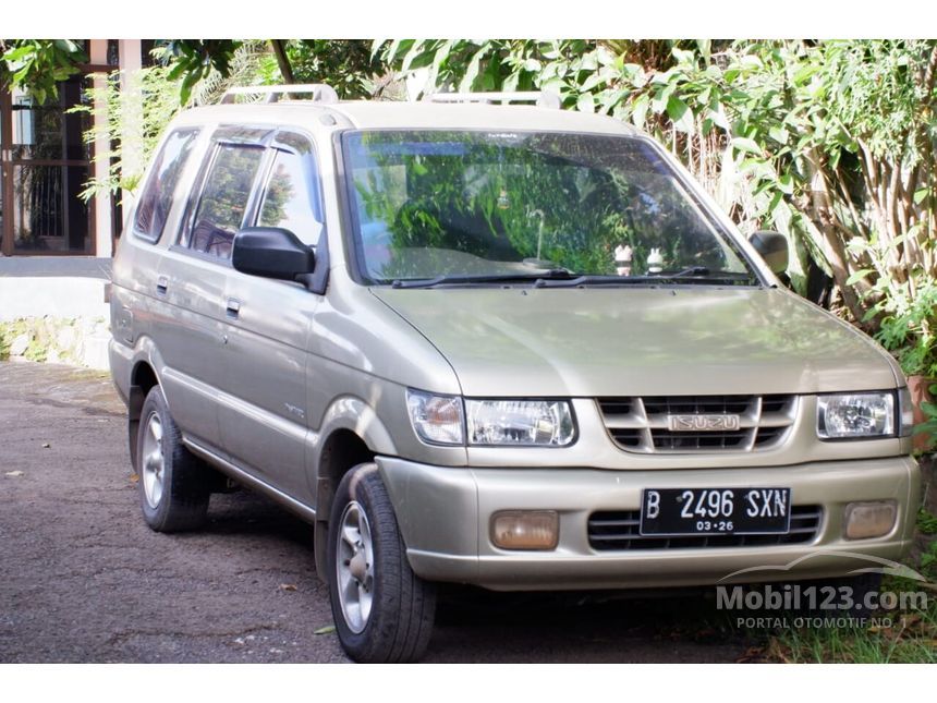 Jual Mobil Isuzu Panther 2001 LS Hi Grade 2.5 di Jawa Barat Automatic ...