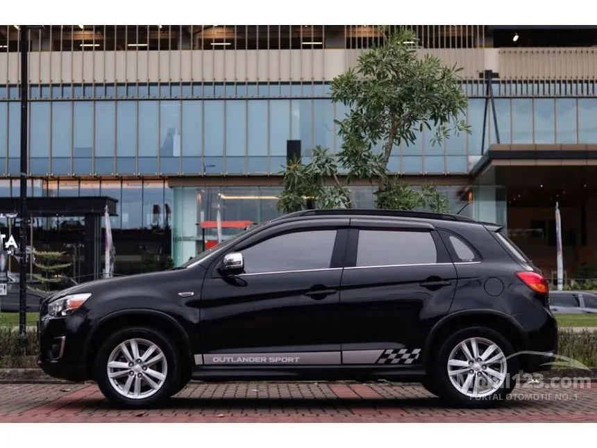 Jual Mobil Mitsubishi Outlander Sport 2017 PX 2.0 di Jawa Barat ...