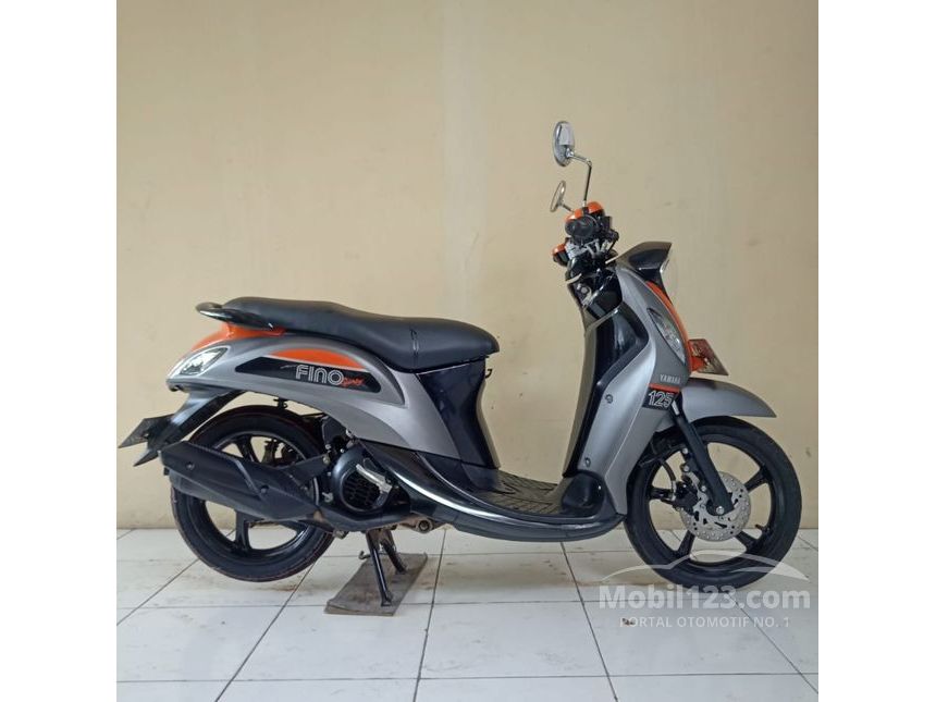 Jual Motor Yamaha Fino 2018 0.1 di Jawa Barat Automatic Others Abu-abu ...