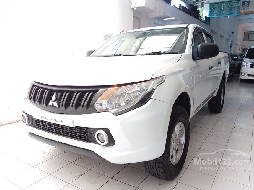 Jual Mobil Mitsubishi Strada Triton 2015 GLS 2.5 di Jawa Timur Manual ...