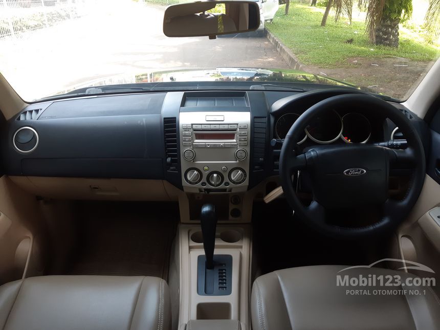 Jual Mobil Ford Everest 2009 XLT 2.5 di DKI Jakarta Automatic SUV Hitam ...