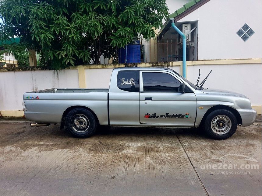 Mitsubishi Strada 2003 MEGA CAB GLX 2.8 เกียร์อัตโนมัติ สีเงิน ...