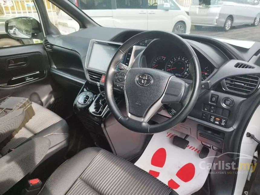 Recon 2018 Toyota Voxy 2.0 ZS Kirameki Edition MPV # RECON # ZS KIRAMEKI # 7 SEATER # 2 POWER ...